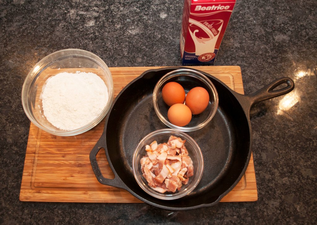 Swedish Oven Pancake with Bacon (Ugnspannkaka) | the joli pantry